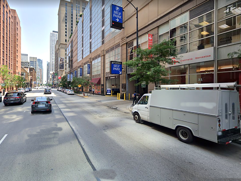 21 W. Ohio St. Parking | ParkWhiz