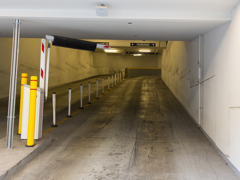 228 N. Clark St. Parking | ParkWhiz