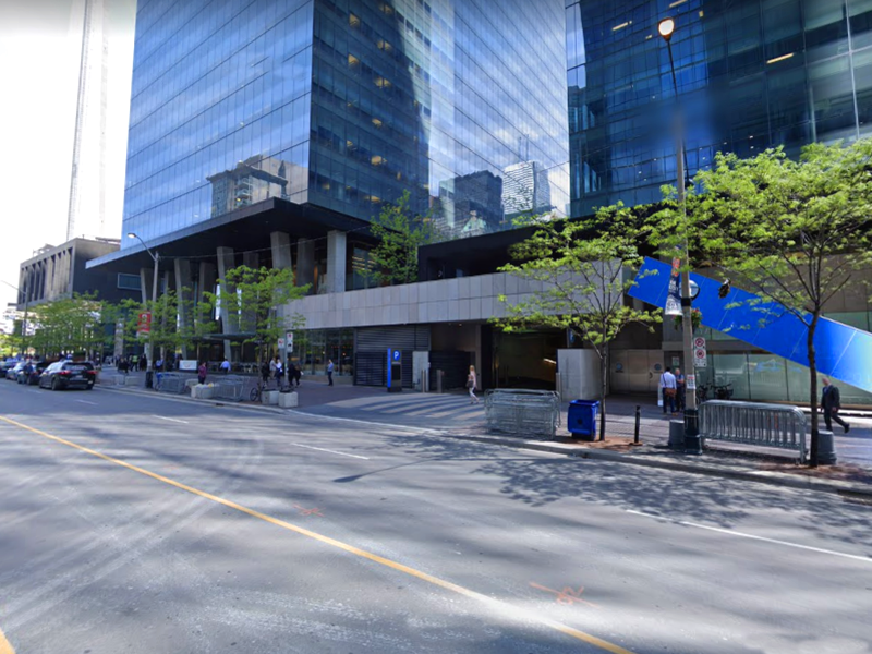 120 Bremner Blvd. Parking | BestParking